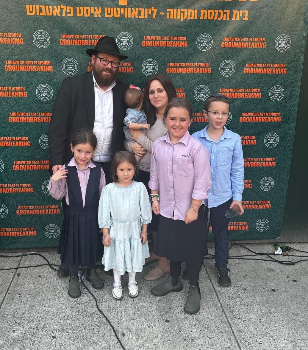 Maychee and Shaindy Sherr